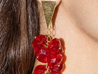 Jewelry Set w/ Red Acrylic Beads & Gold Metal Chain - Nikolis Group